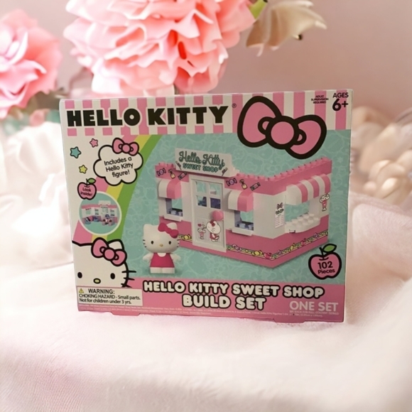 Sanrio | Toys | Sanrio Sweet Shop Hello Kitty Build Set Hello Kitty ...